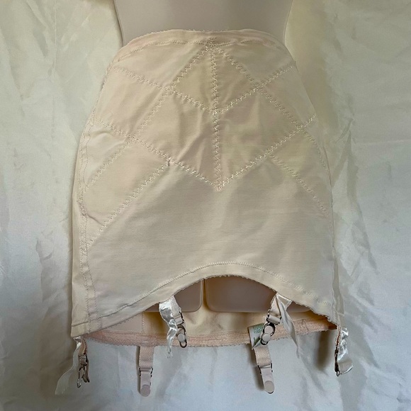 Gossard | Intimates & Sleepwear | Vintage Gossard Answerdeb 5s 60s ...